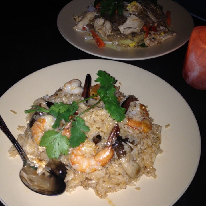 Simply Thai - 1850 Hillhurst Ave - Los Angeles