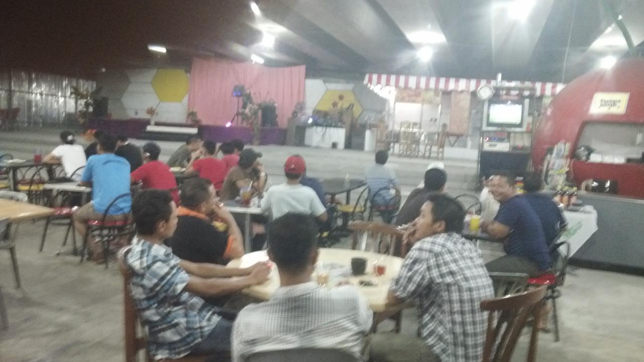 Warung Cherry - Kampung Sungai Penchala