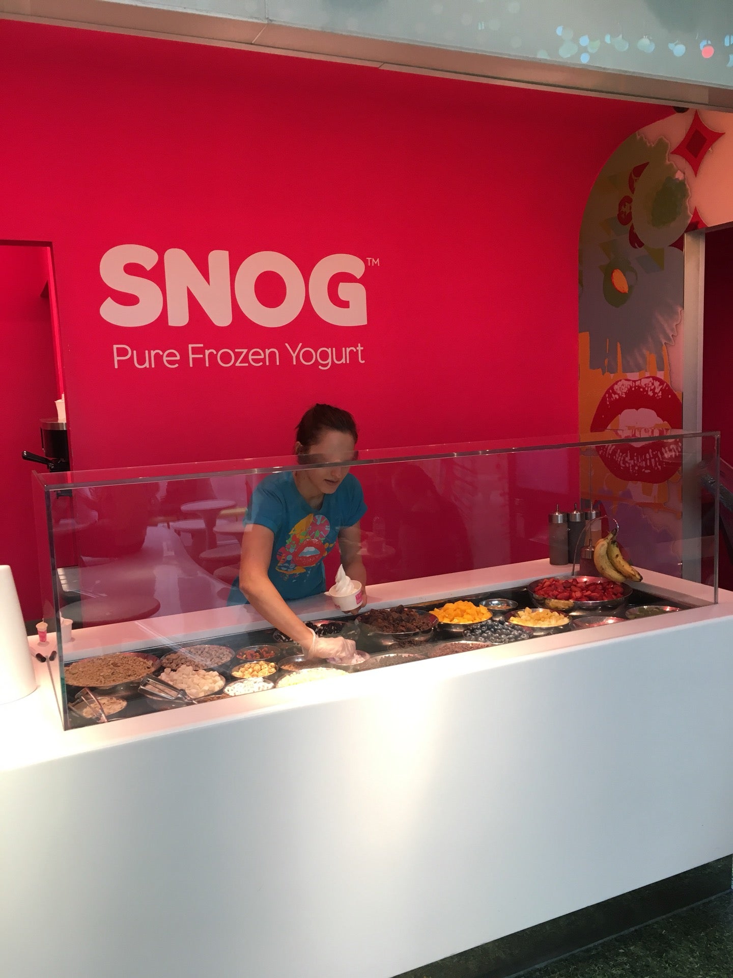 Snog Pure Frozen Yogurt - 5 Garrick St - London