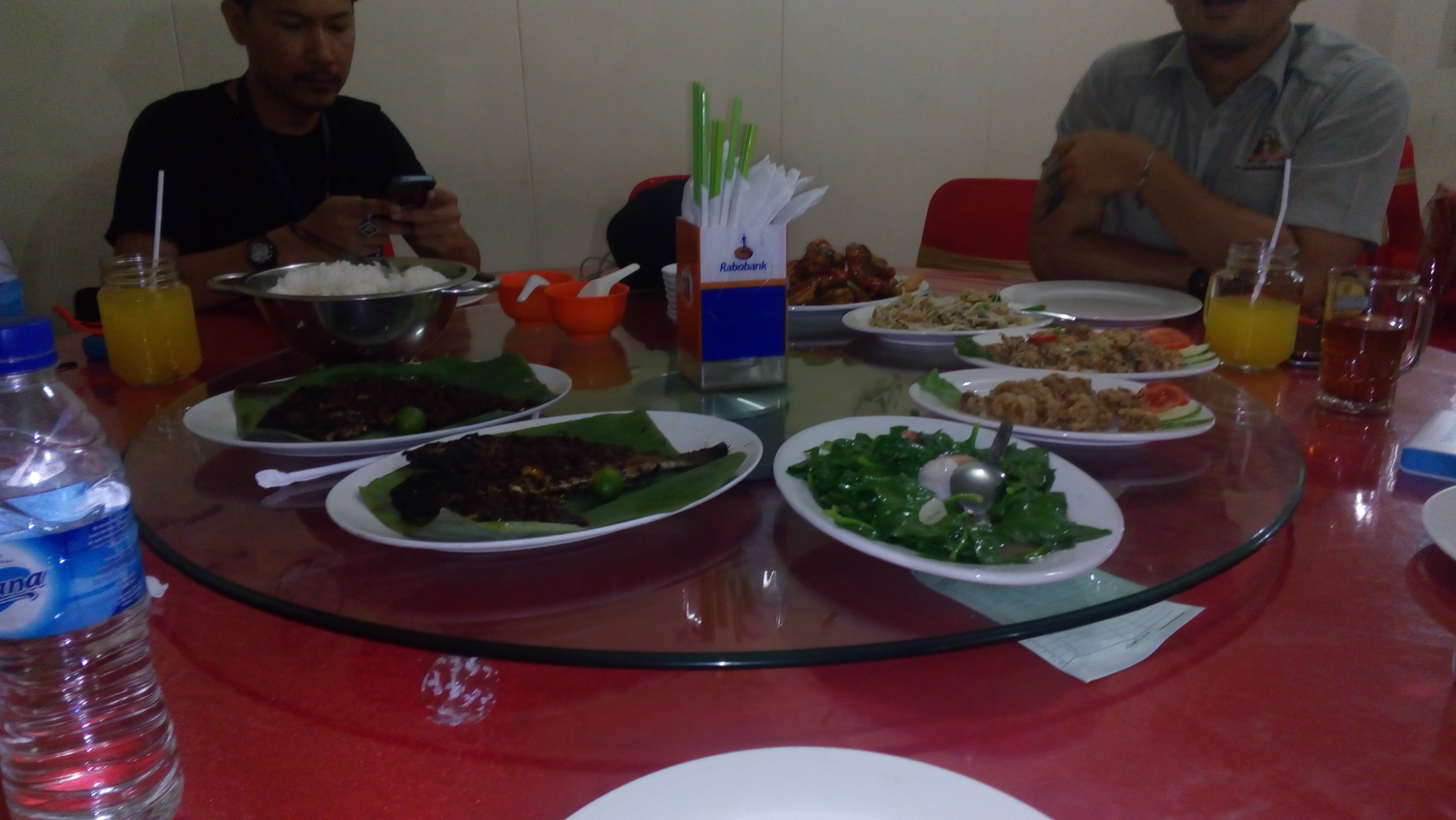 Restoran Pondok 18 - Jalan Teuku Umar No. 58 - Pontianak