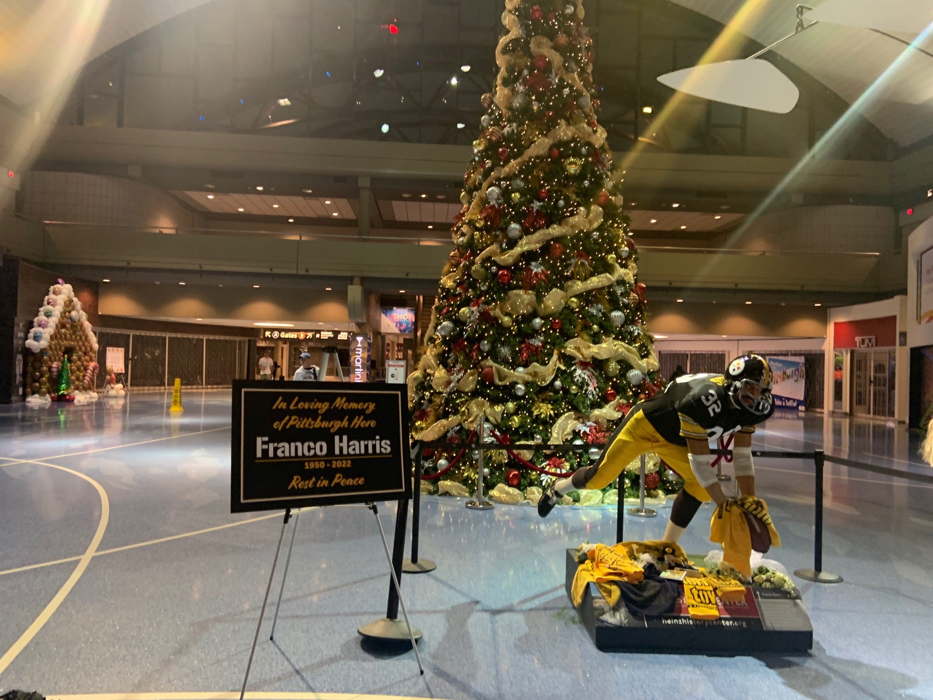 Franco Harris Statue at PIT