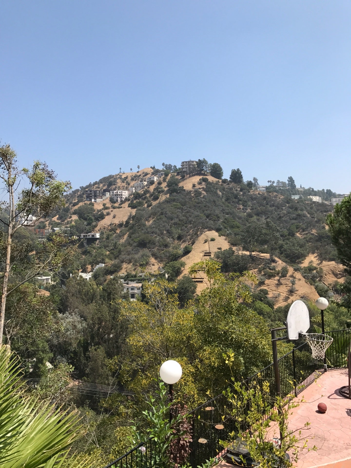 Top O'Mulholland - 1234 Laurel Canyon Blvd - Los Angeles