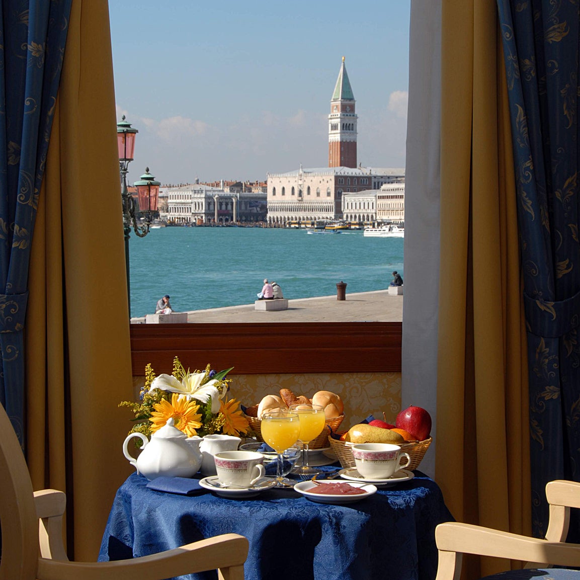 Hotel Ca' Formenta on Venice Empire