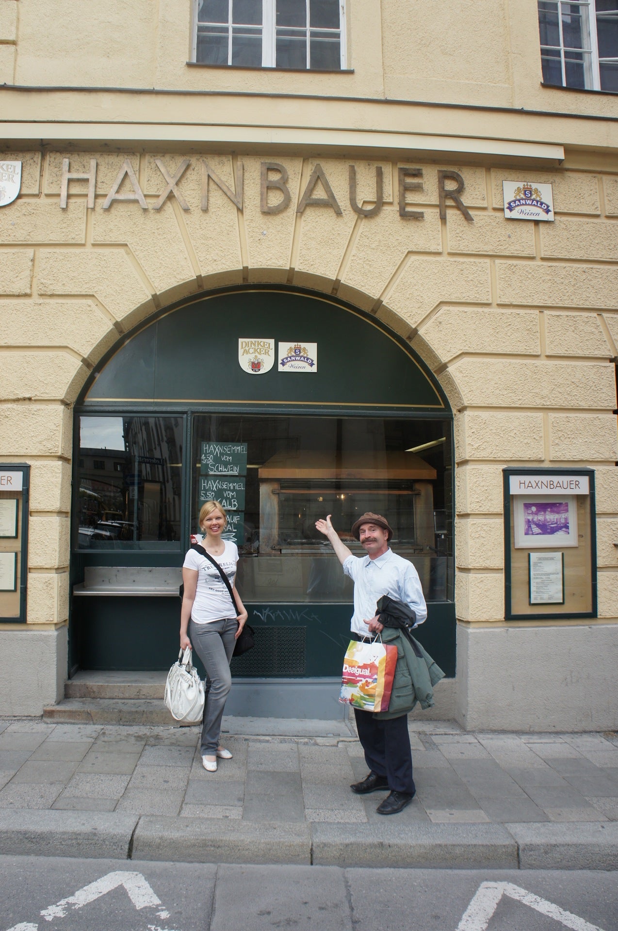 Haxnbauer - Sparkassenstr. 6 - München