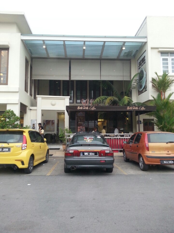 SAHA Coffee & Fruits Bar - No.4 Jalan Cendana 2, - Banting