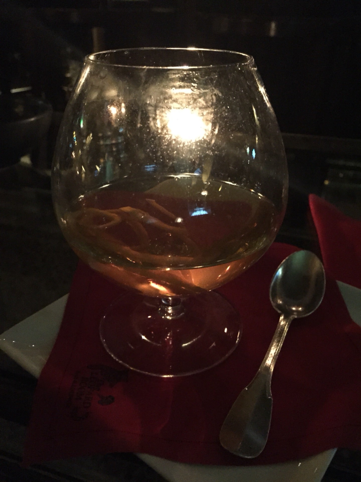 Leopard Room Bar - Quai du Mont-Blanc 17 - Genève