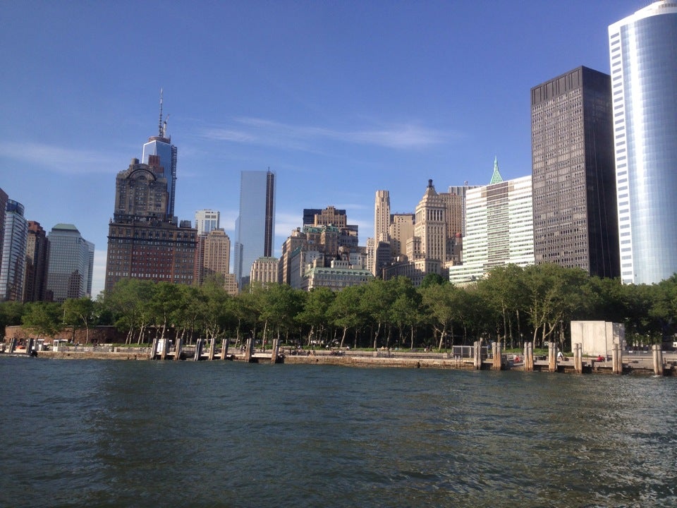 NY Waterway Ferry - Wall St/Pier 11 Terminal - South St - New York