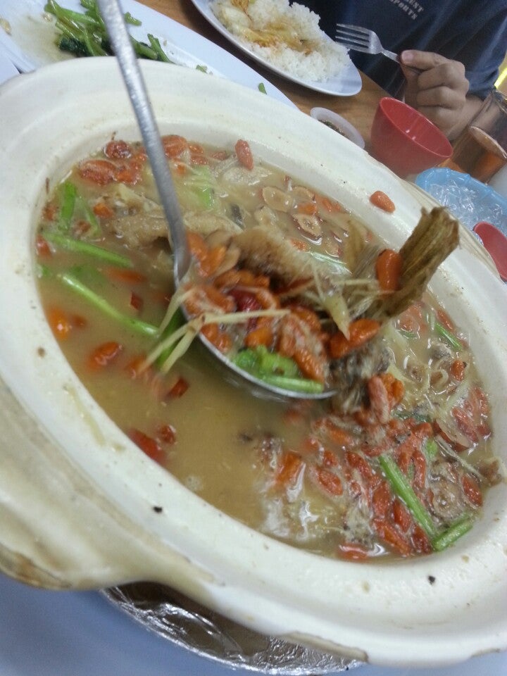 南興隆海鮮飯店 Nam Hing Loong Restaurant - 88 Main Road - Temuh