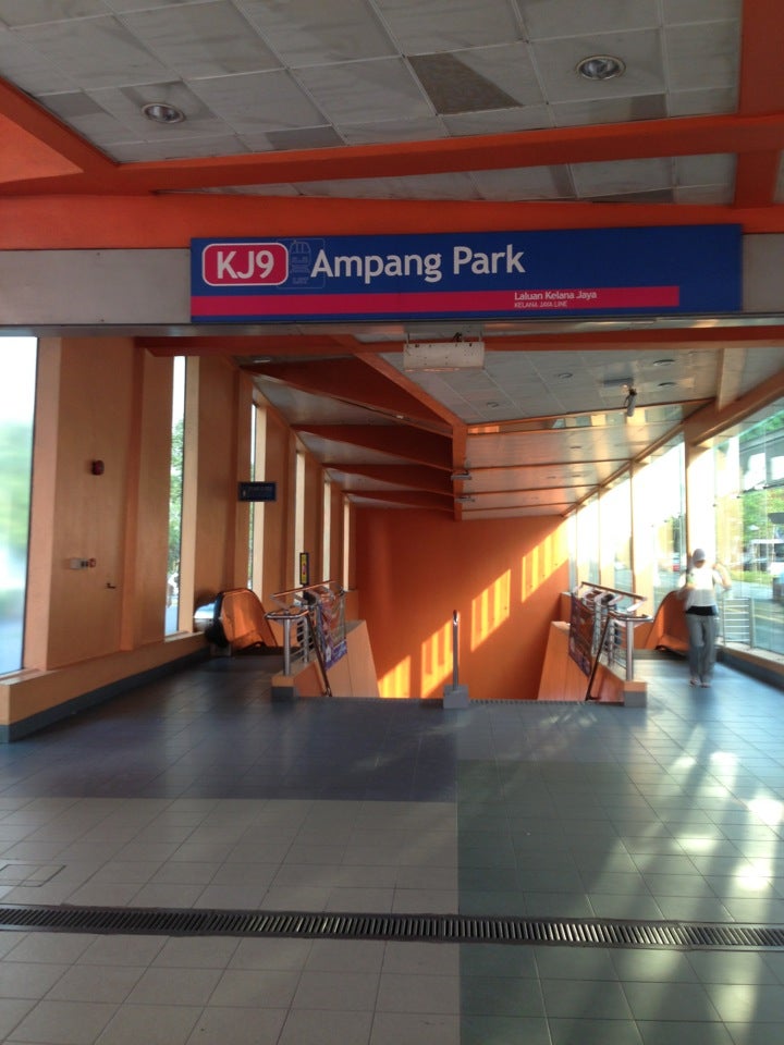 RapidKL Ampang Park (KJ9) LRT Station - Jalan Ampang - Kuala Lumpur