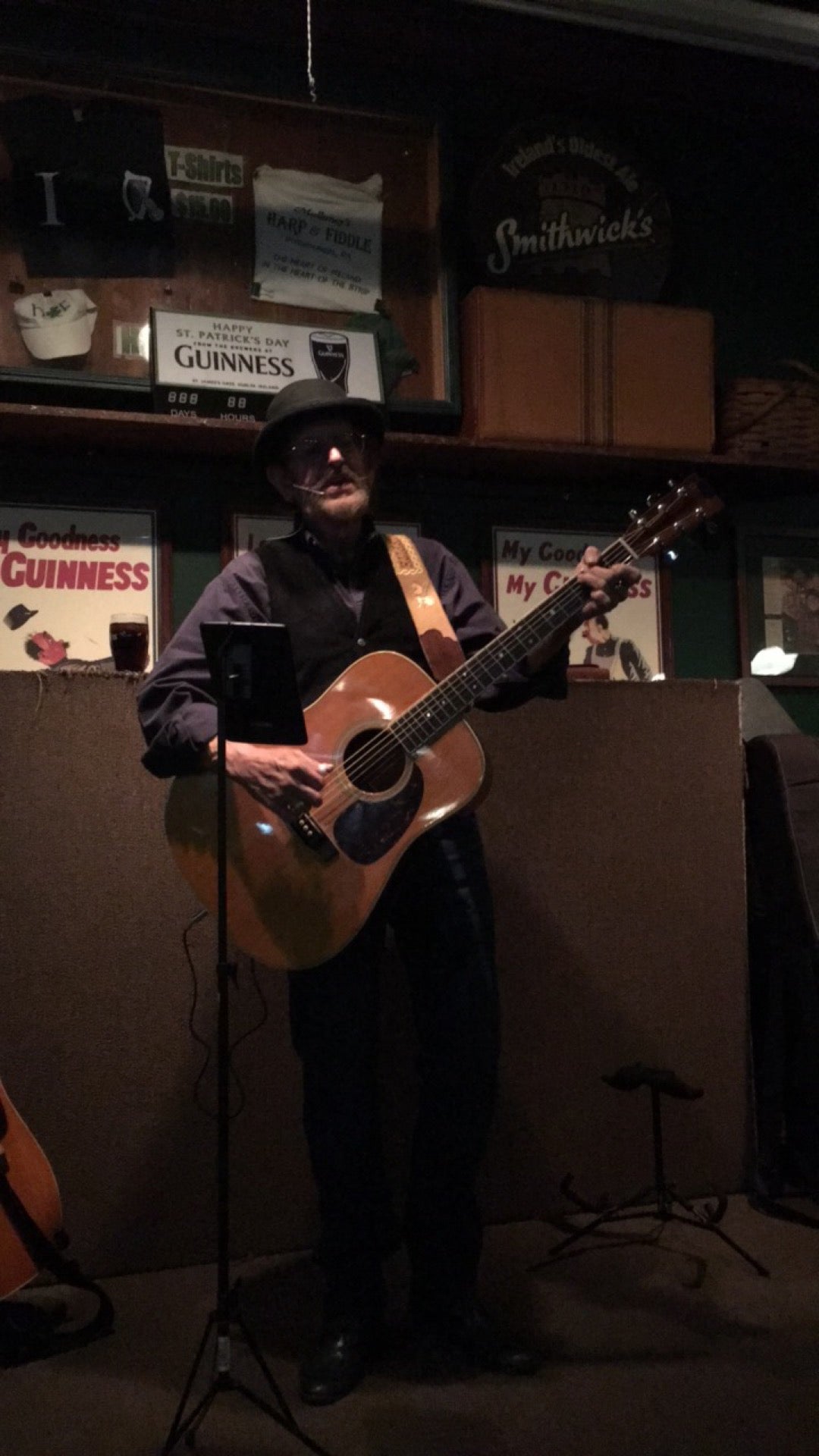 Mullaney's Harp & Fiddle Irish Pub - 2329 Penn Ave - Pittsburgh