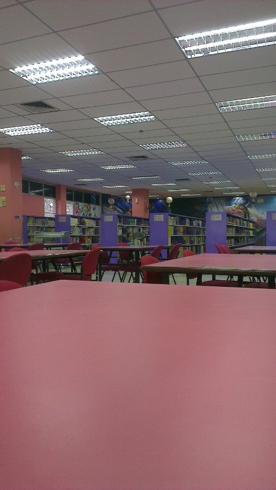 Perpustakaan Sultan Ismail - Larkin - Johor Bahru