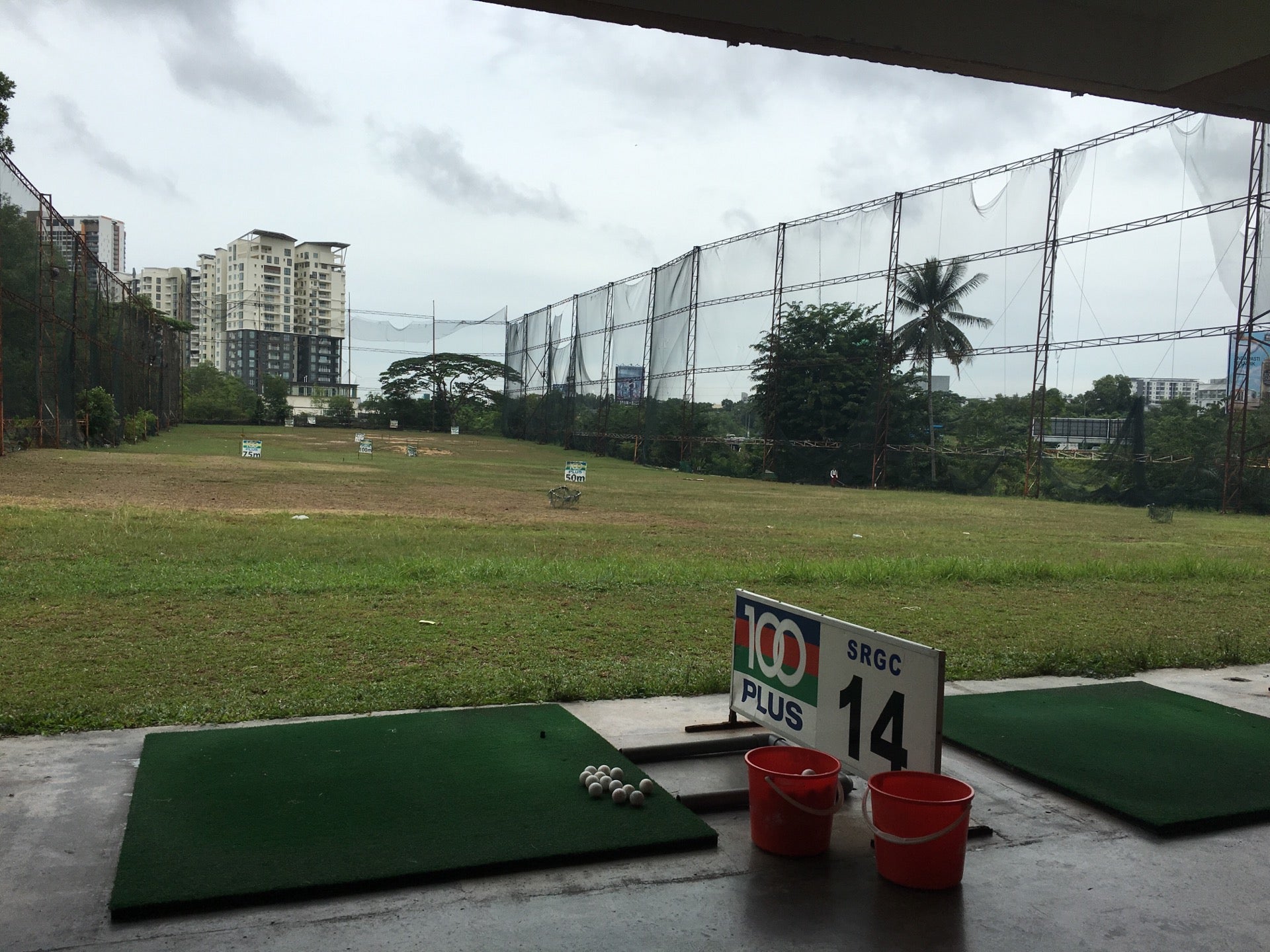 Subang Racquet & Golf Centre - Jalan SS 16/1 - Subang Jaya