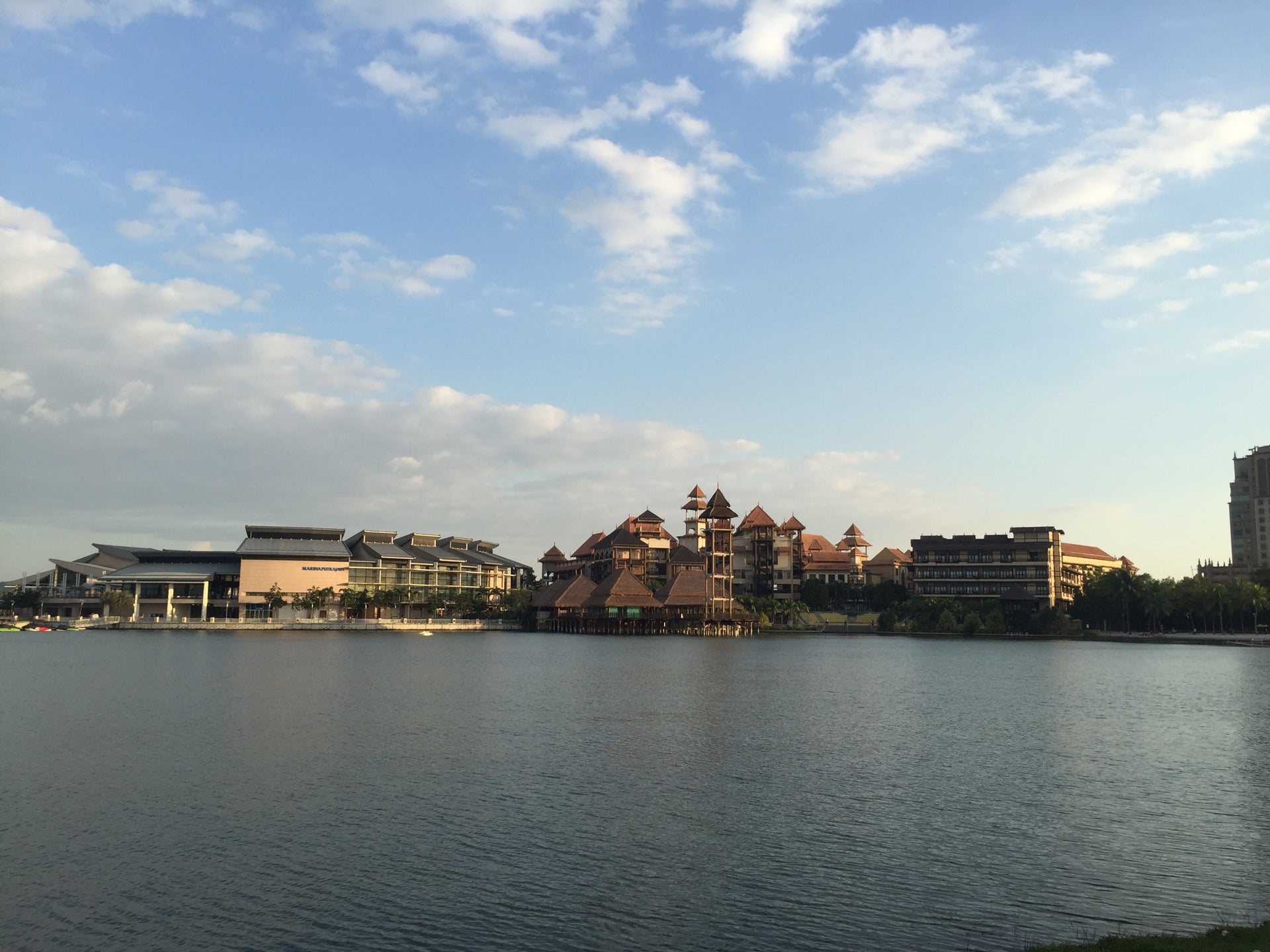 Kompleks Sukan Air Putrajaya - Presint 6 - Putrajaya