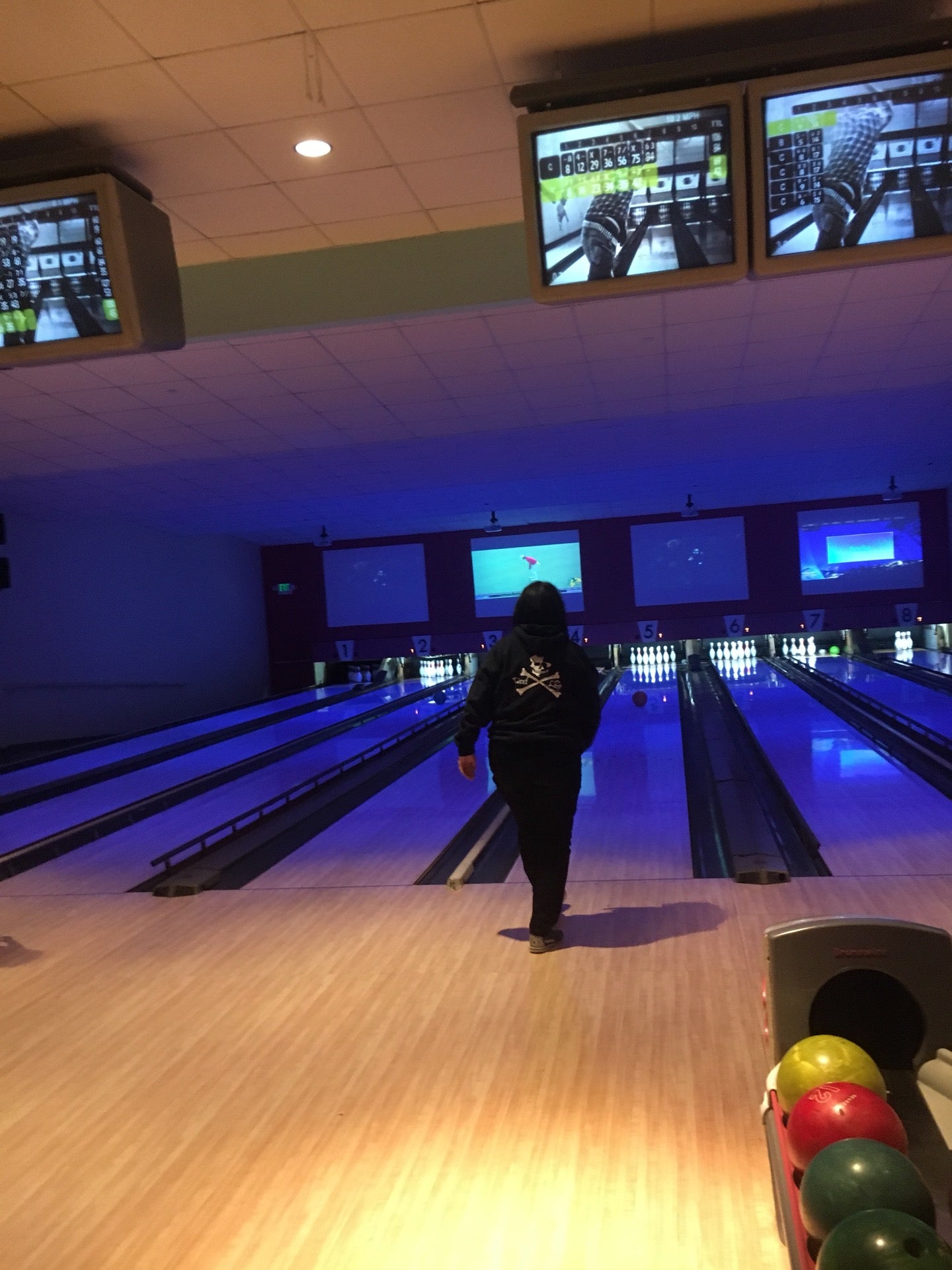 Pin-Up Bowl - 6191 Delmar Blvd - St Louis