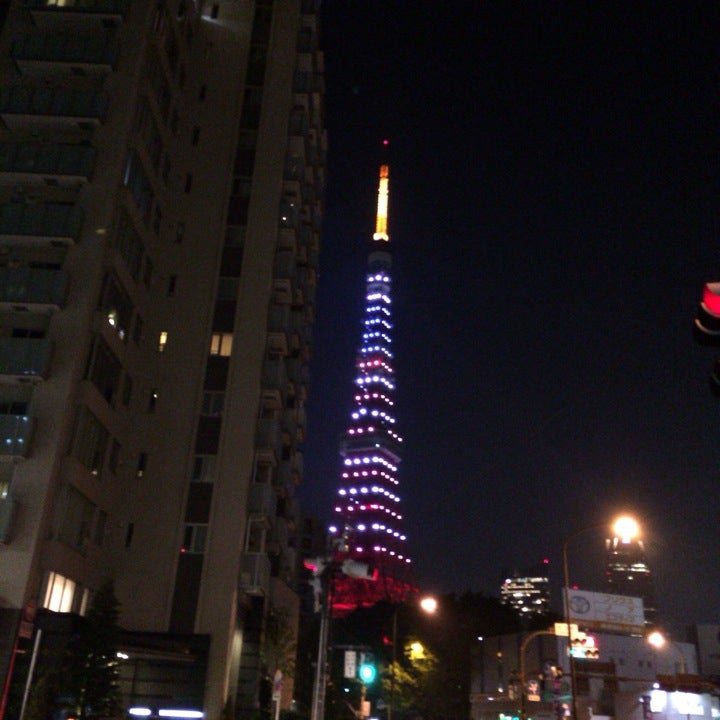 Akabanebashi Station (E21) (赤羽橋駅) - 東麻布1-28-13 - 東京