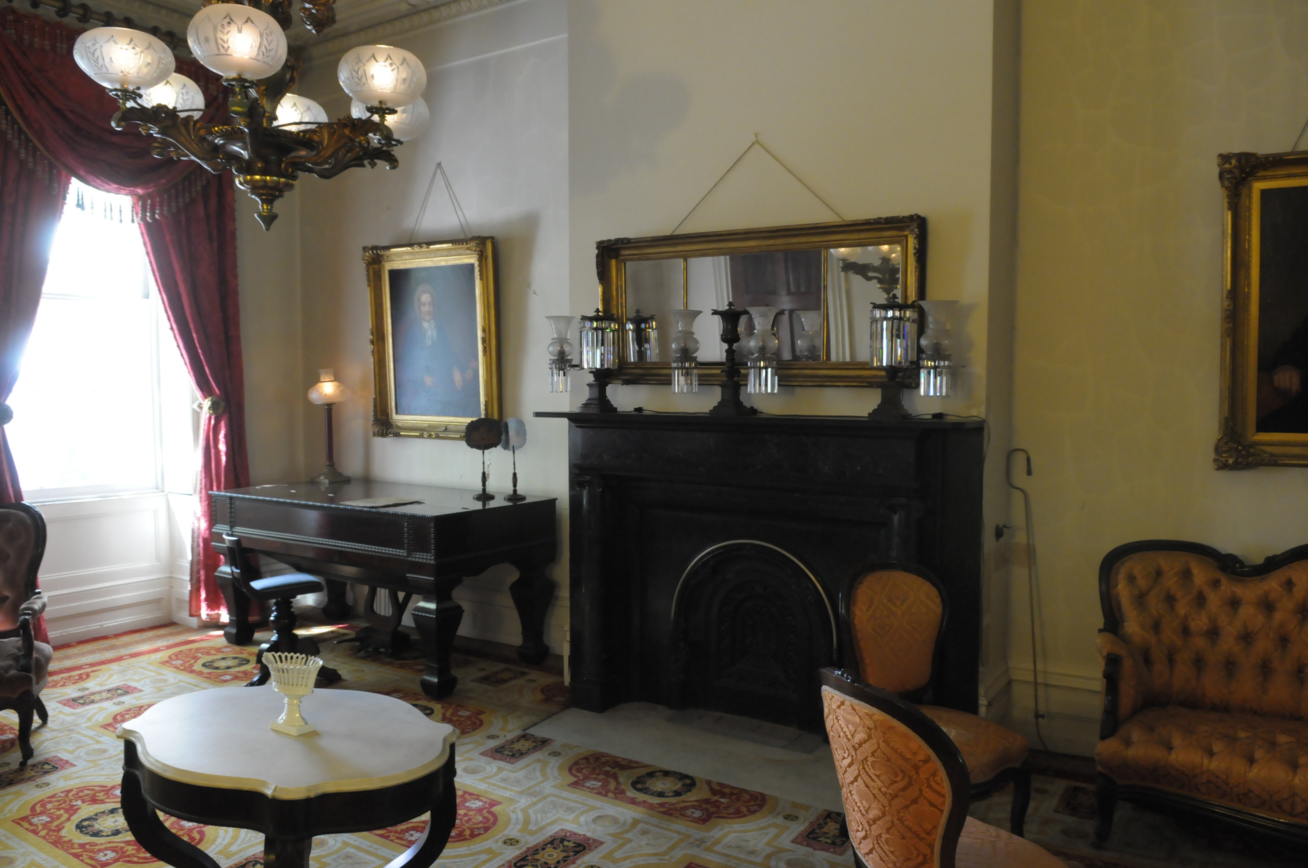 Merchant's House Museum - 29 E 4th St - New York