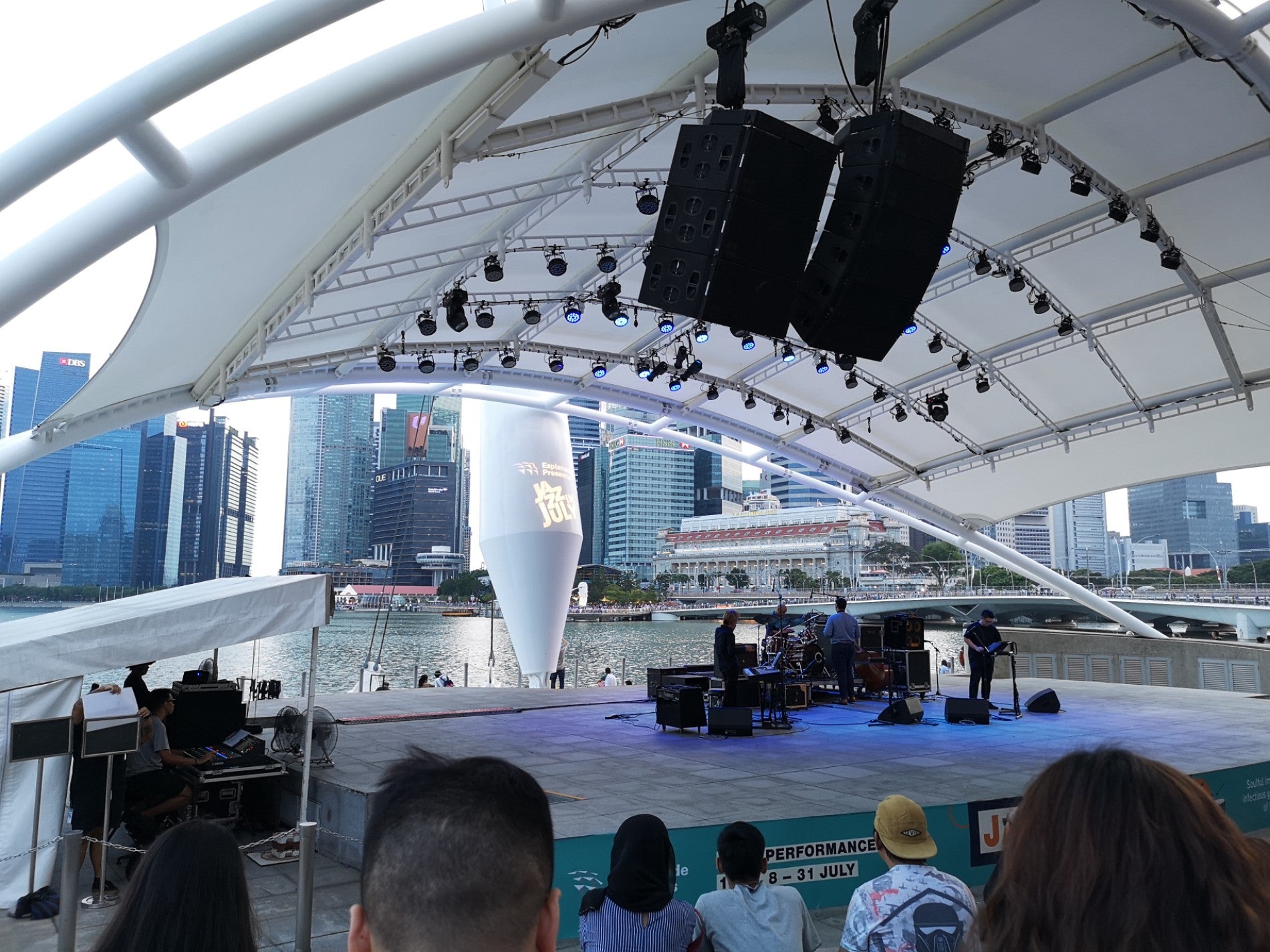 Esplanade Outdoor Theatre - Esplanade - Theatres On The Bay - Singapore