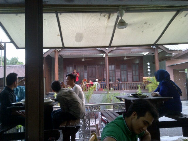 Restoran Anis Puteri Gulai Kawah - Kampung Pantai - Kuala Lumpur