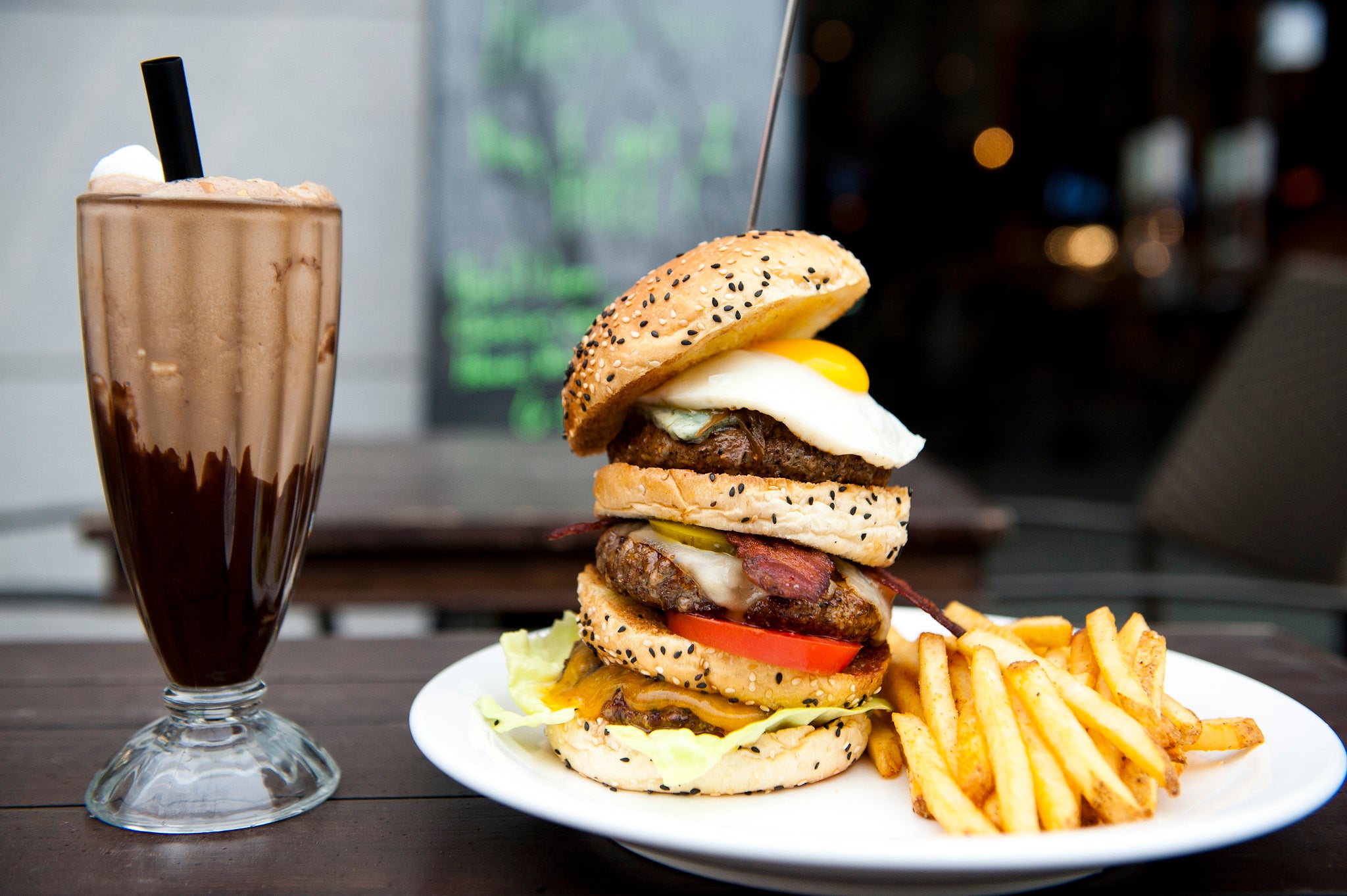 Bistro Burger - A Mansion, 291 Fumin Rd - Xuhui