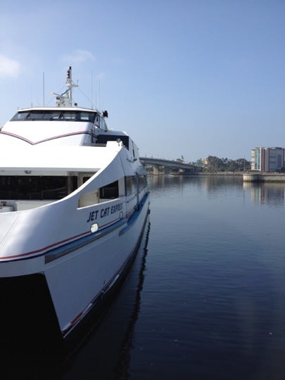 Catalina Express - 320 Golden Shore - Long Beach