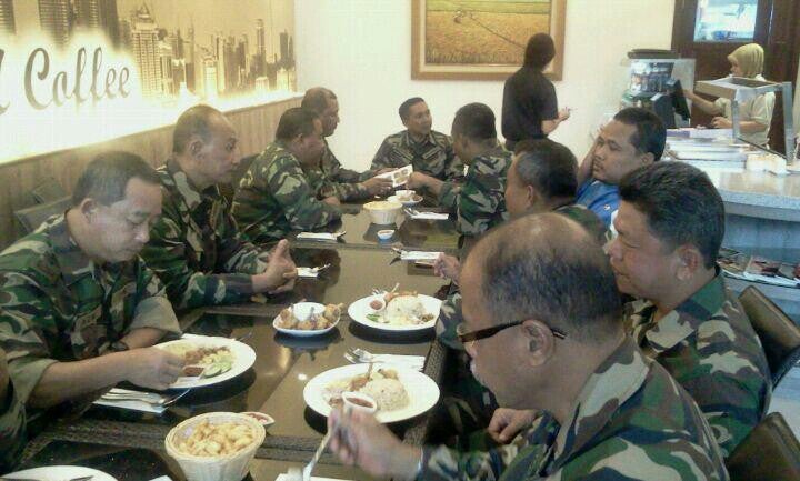 SAHA Coffee & Fruits Bar - No.4 Jalan Cendana 2, - Banting