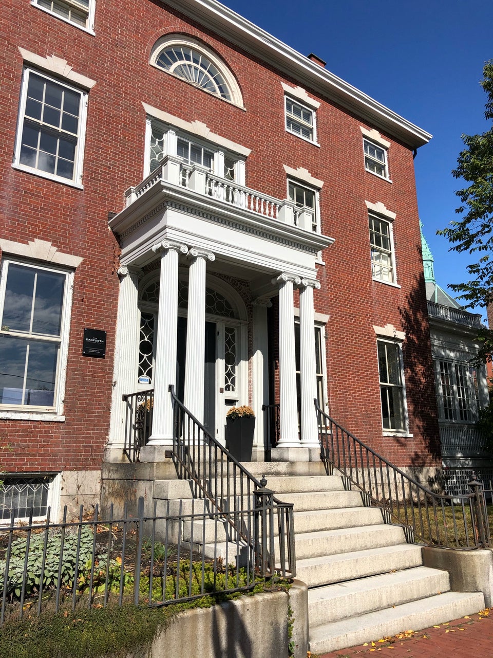 The Danforth Inn reviews, photos - Downtown - Portland, ME - GayCities ...