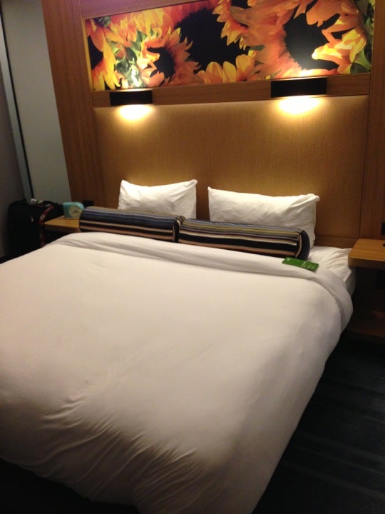 Aloft Birmingham Soho Square reviews, photos - Out of town - Birmingham ...