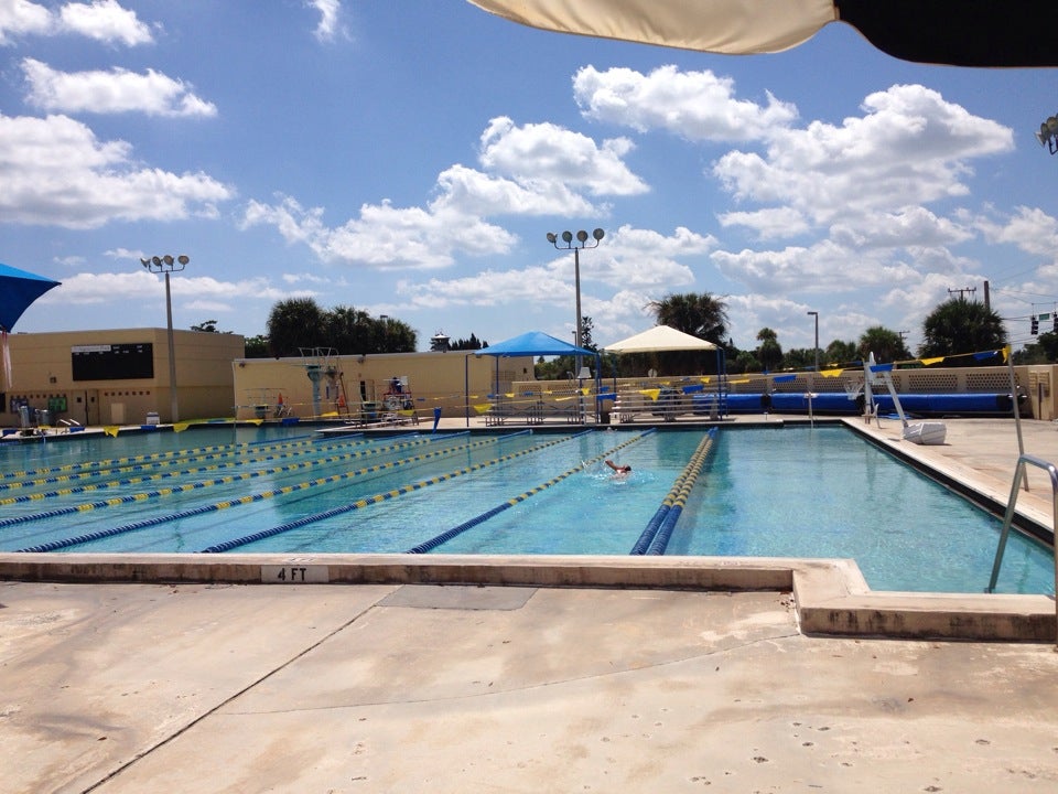 Divots In Concrete Pool Deck : r/Concrete